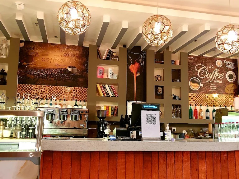 أفضل 8 من كافيهات السلام مول الرياض لعام 2023 - الرياض سيتي