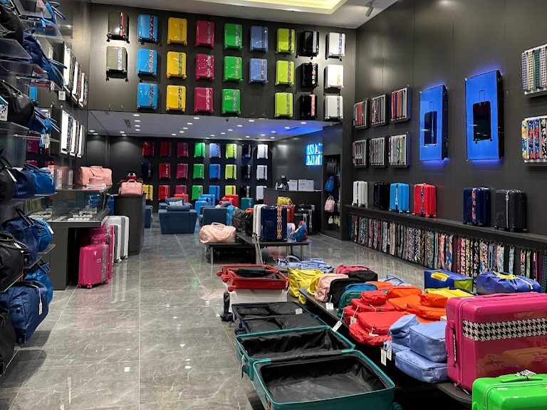 أفضل 10 محلات شنط سفر بالرياض لعام 2025 - الرياض سيتي